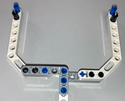 Slingshot LEGO Set – Robotics and Game Design